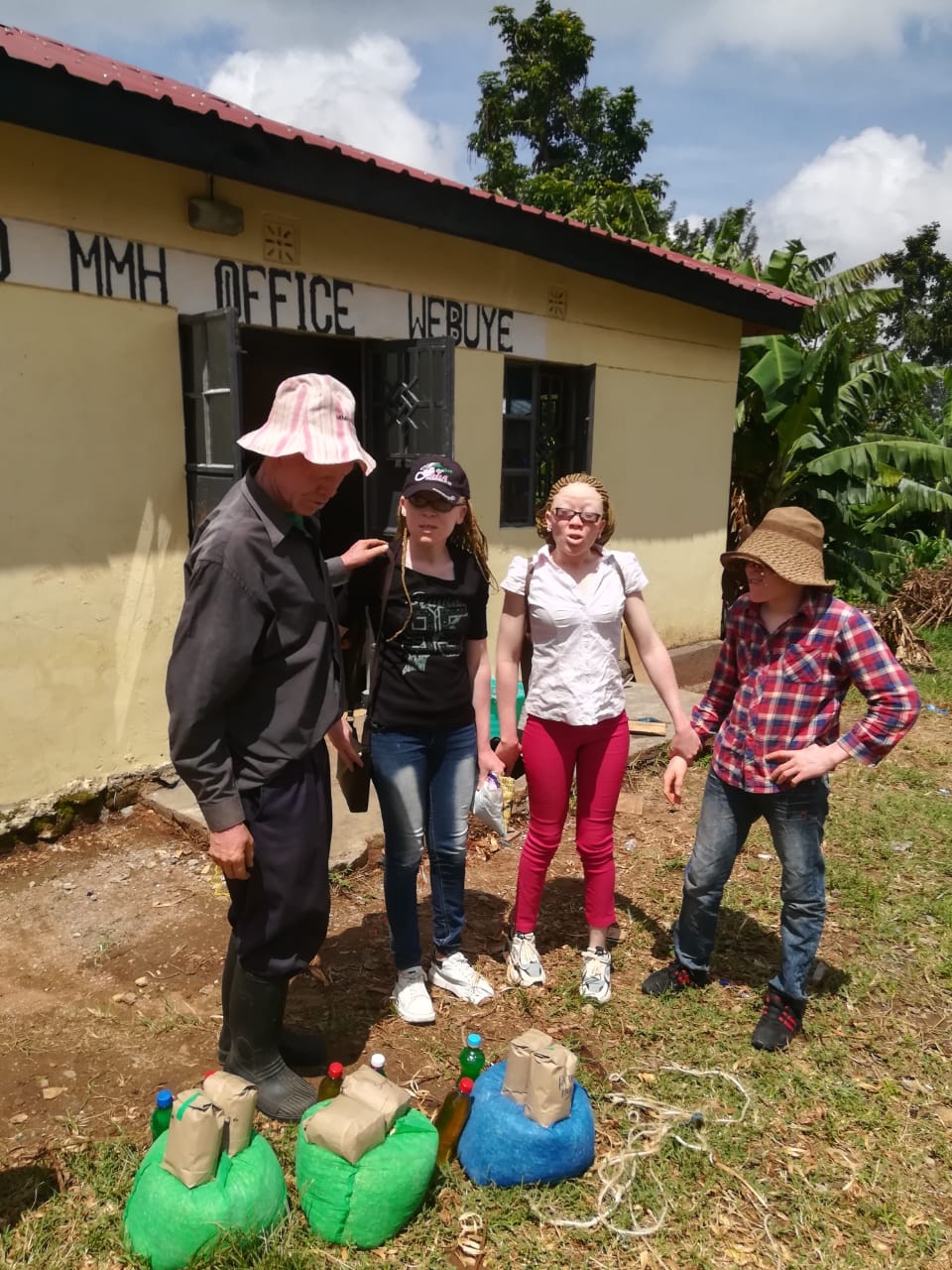 Our MMH house in Webuye – first constructions are done ! – Go Kenya, go ...